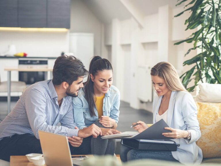 The shift towards customer experience in real estate - PropertyMe